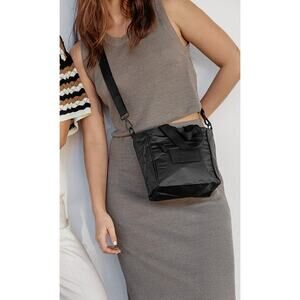 ALOHA Collection | Bags | Aloha Collection Monochrome Crossbody Bag ...